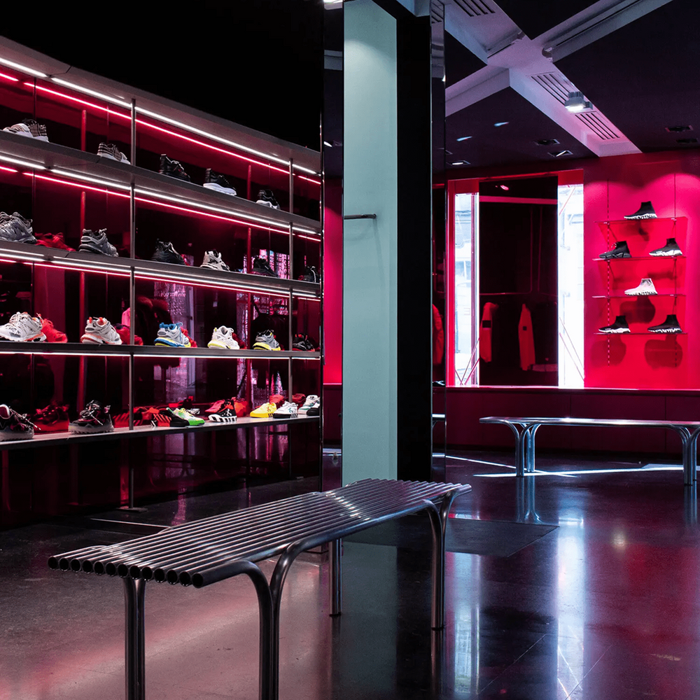 Streetwear and luxury: a revolutionary fusion in fashion